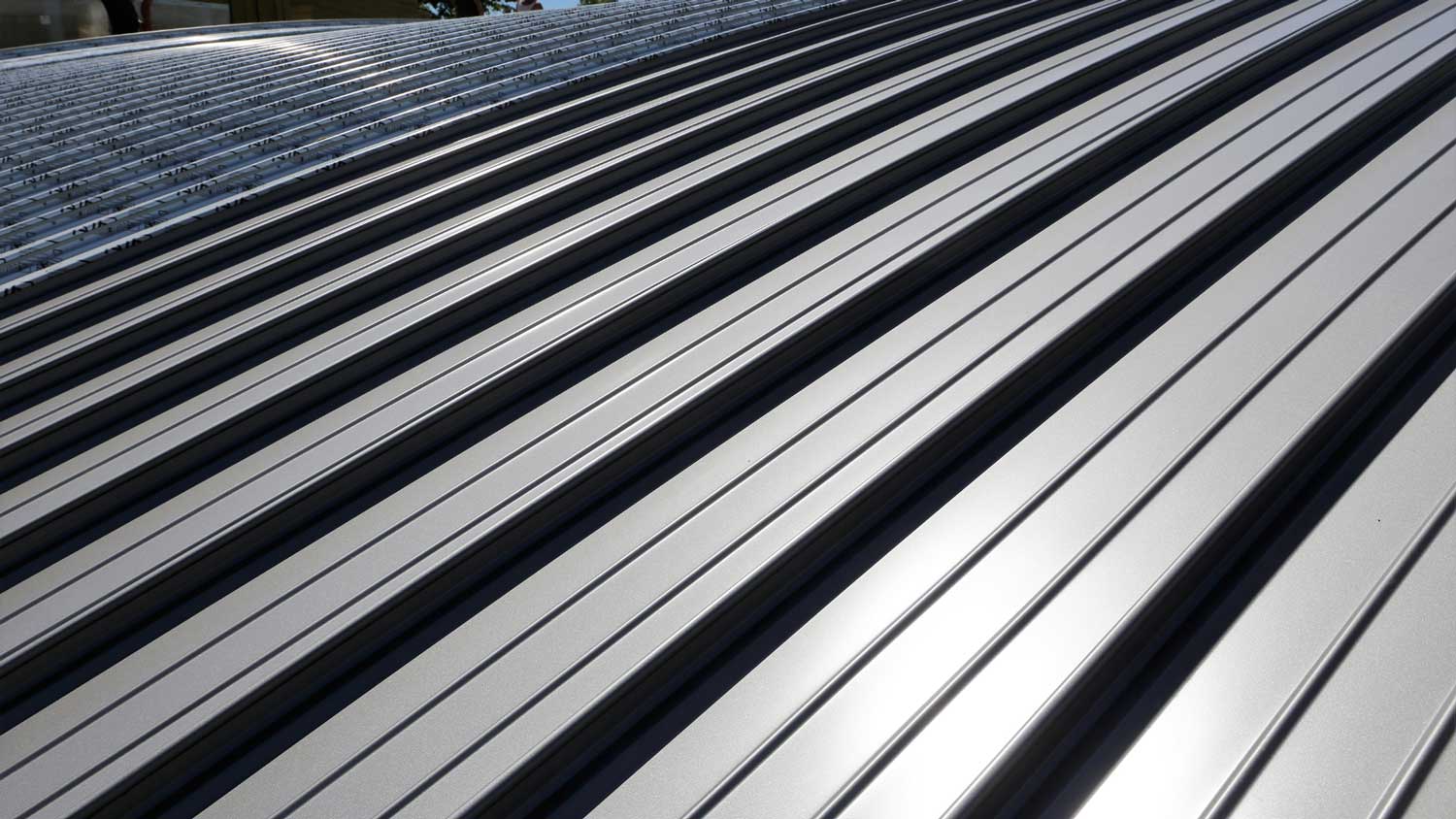 Metal Roofing - Easy Roofing LLC